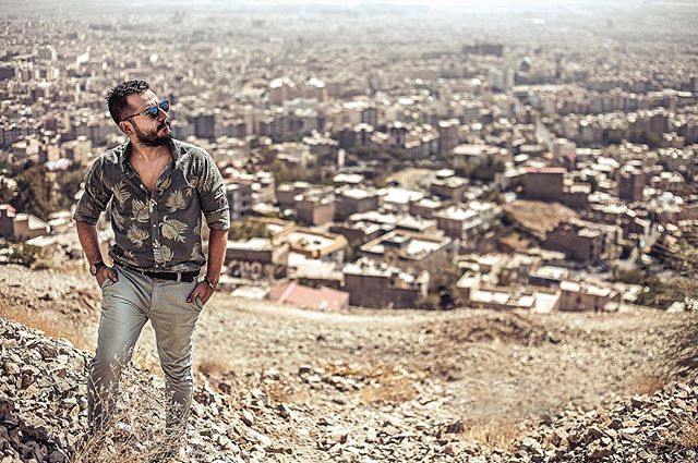 بیوگرافی عباس غزالی ؛ زندگی شخصی و عکس های عباس غزالی و همسرش
